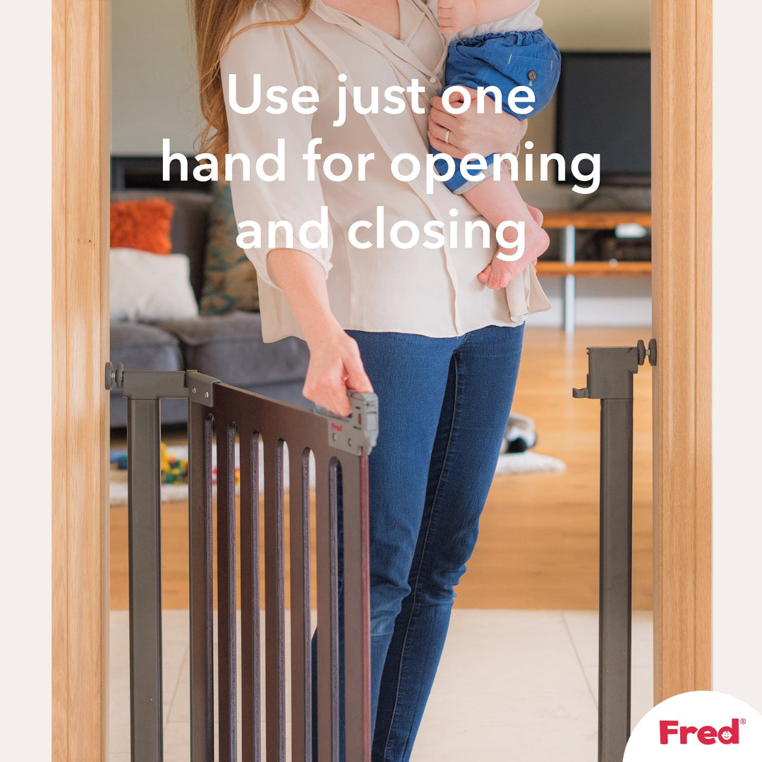 Fred Safety Pressure Fit Wooden Stairgate – Cheeky Rascals UK