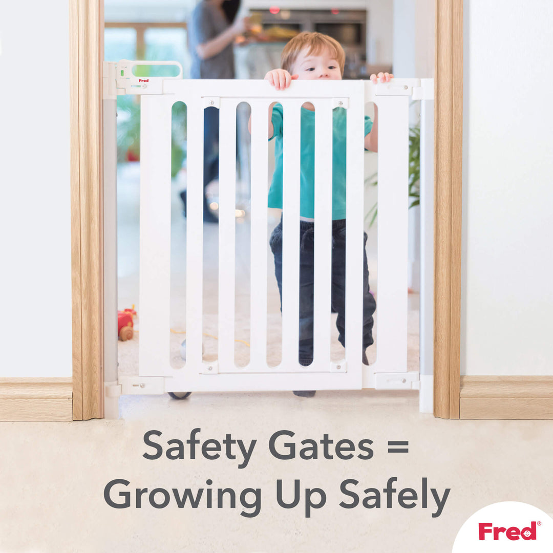 Fred Safety Screw Fit Wooden Stairgate – Cheeky Rascals UK