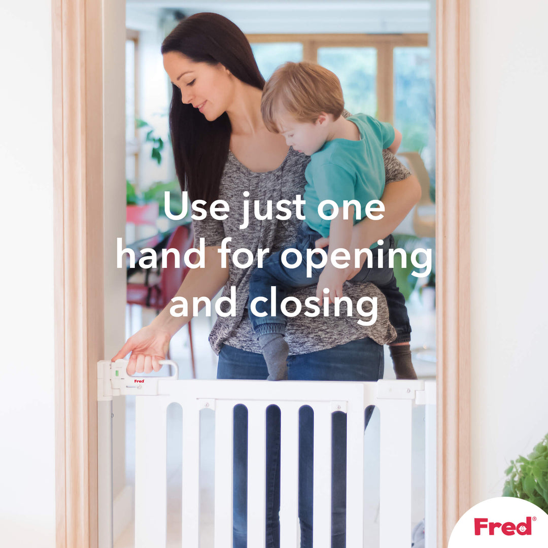 Fred Safety Screw Fit Wooden Stairgate – Cheeky Rascals UK