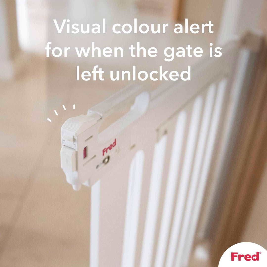 Fred Safety Screw Fit Wooden Stairgate – Cheeky Rascals UK
